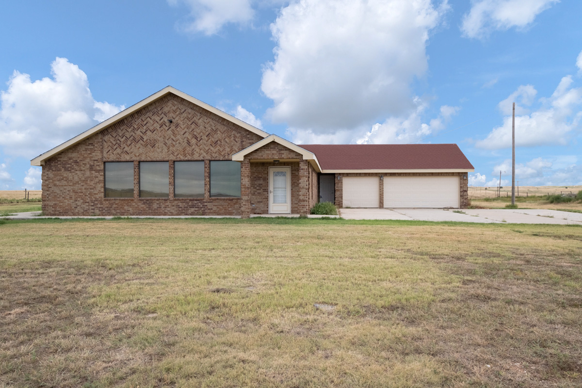 701 Coury, Amarillo, TX 79124 - Triangle Realty